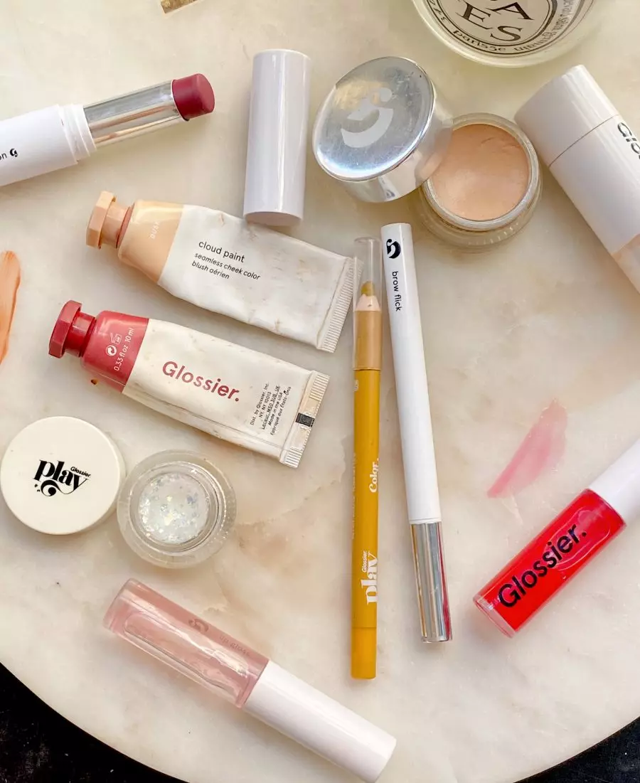 我們的編輯最喜歡的 Glossier 產品排名 1039_19