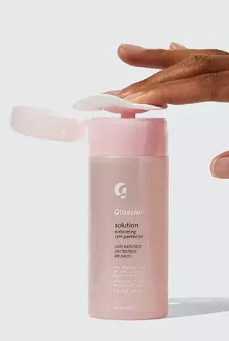 我們的編輯最喜歡的 Glossier 產品排名 1039_24