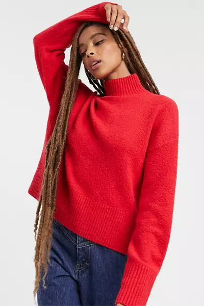 Styling Koj Red Sweater Rau Hnub So 1944_10