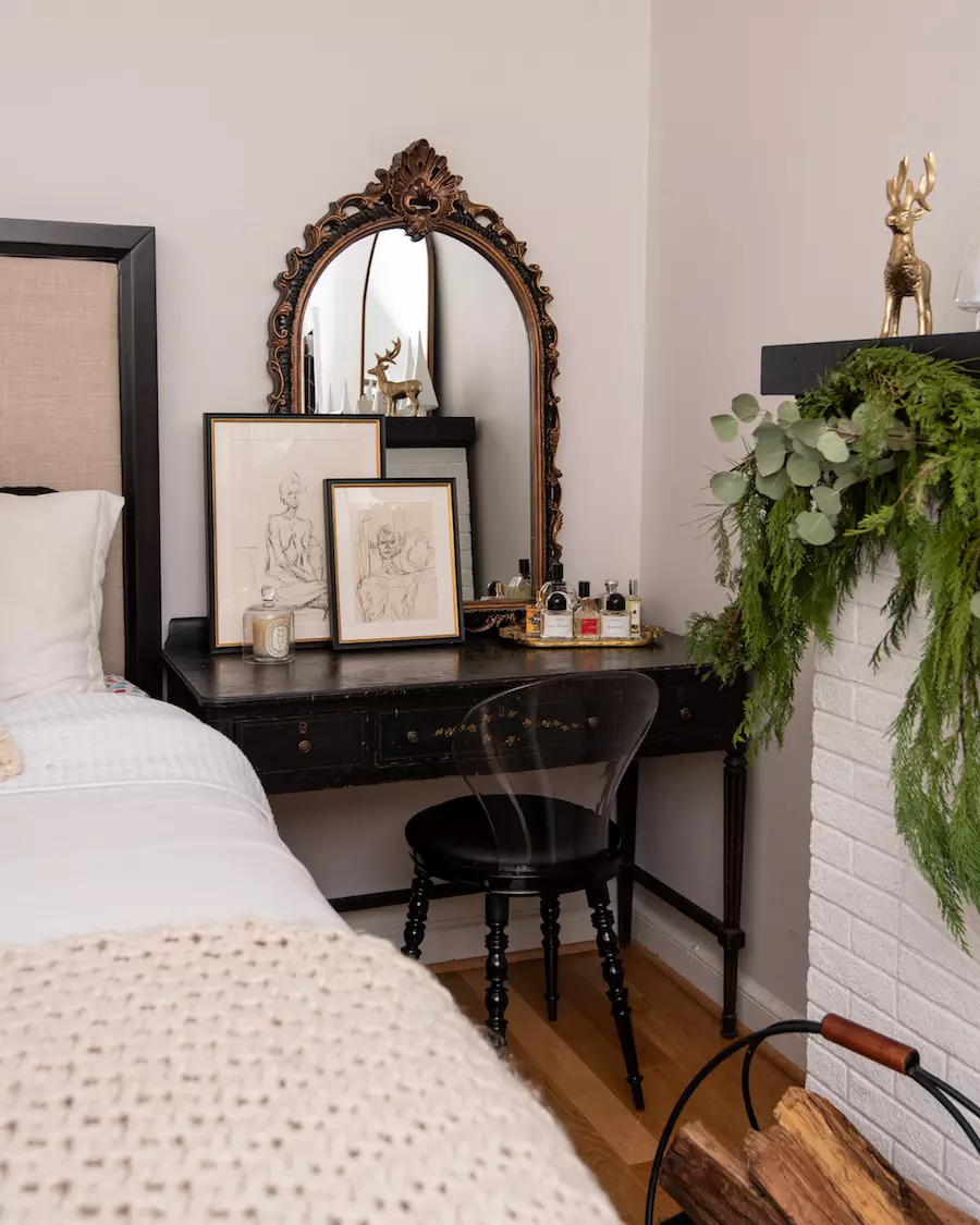 Holiday Home Tour: A Serene DC Apartment 7558_10